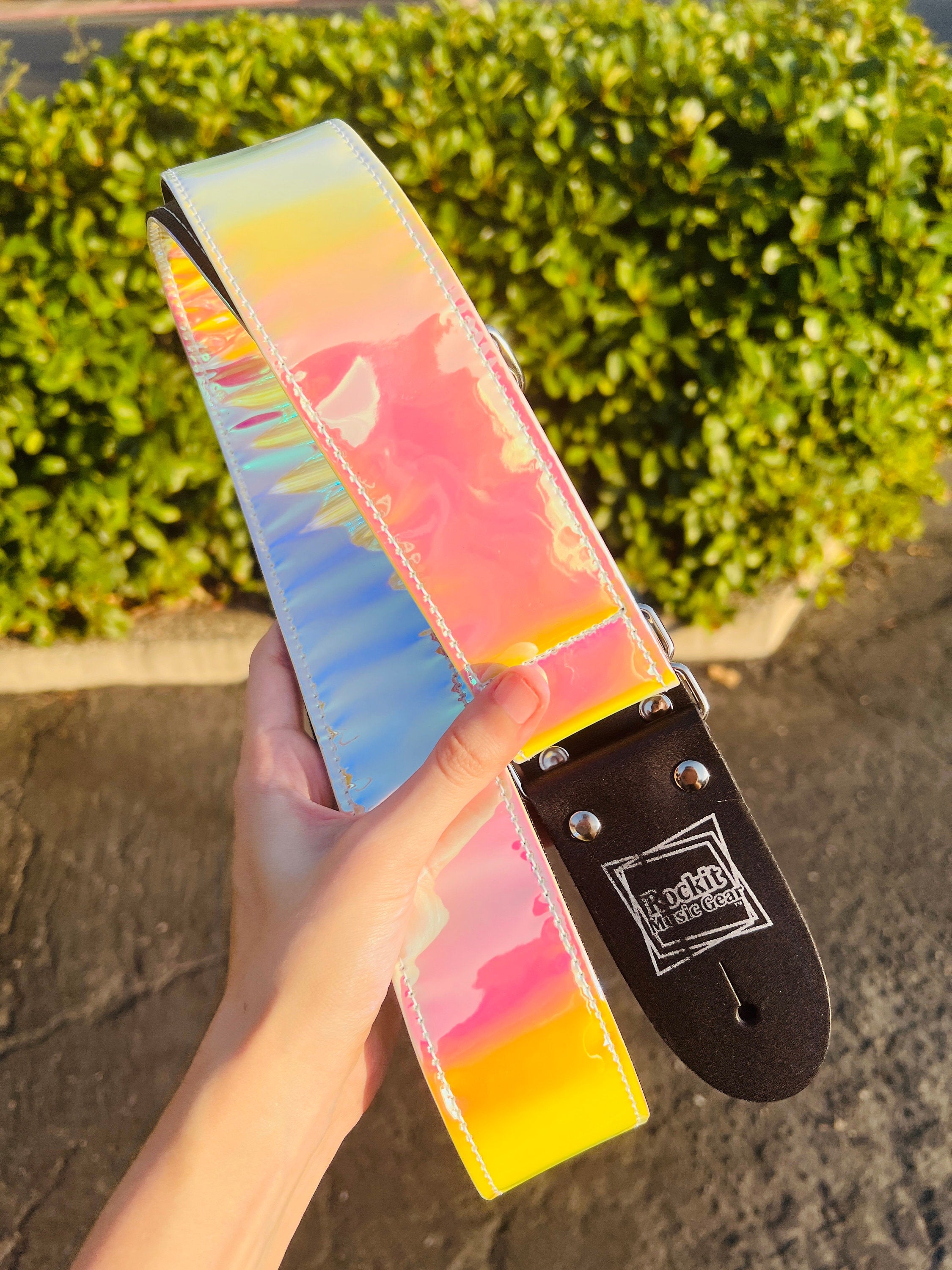 Pink and Lemonade Iridescent Chrome Guitar Strap – rockitmusicgear